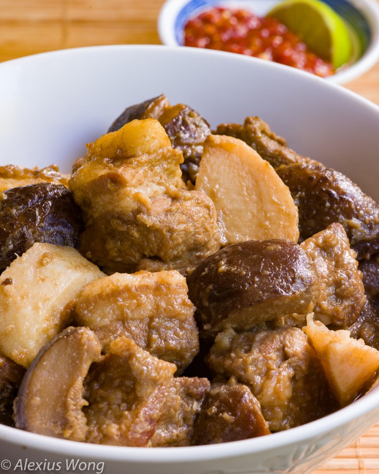 Pongteh – Baba Nyonya Peranakans